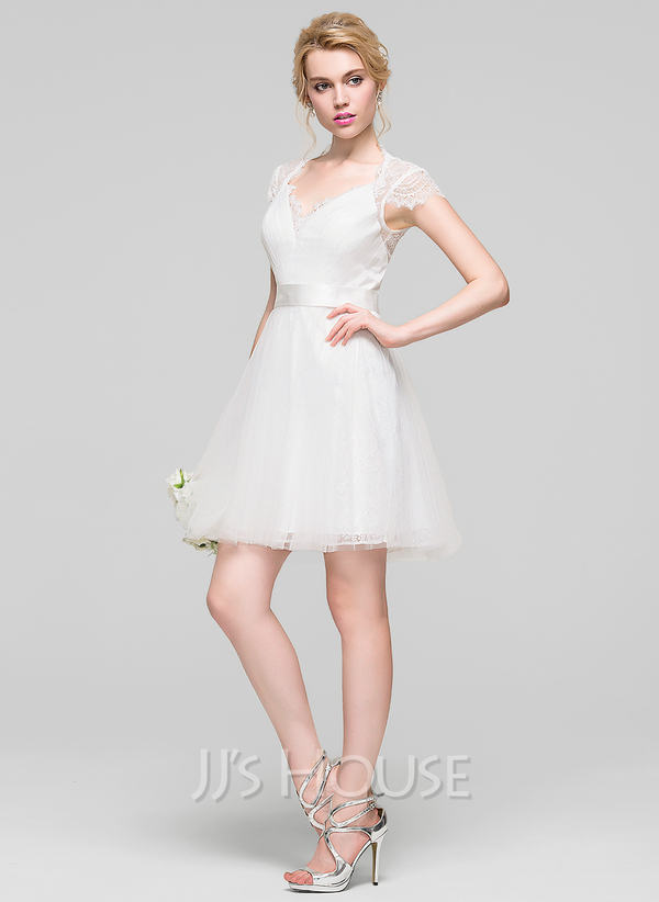 A-Line/Princess Sweetheart Short/Mini Tulle Lace Bridesmaid Dress With ...